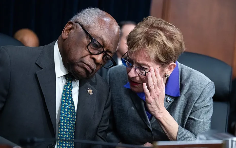 Democrats move to block Trump-era student loan overhaul