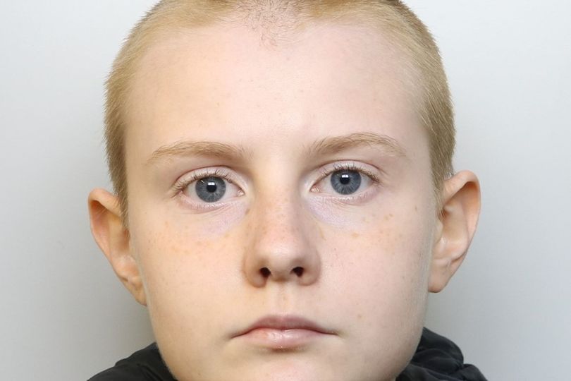 Neo-Nazi teen tried to behead Kurdish barber after swinging axe at his ...