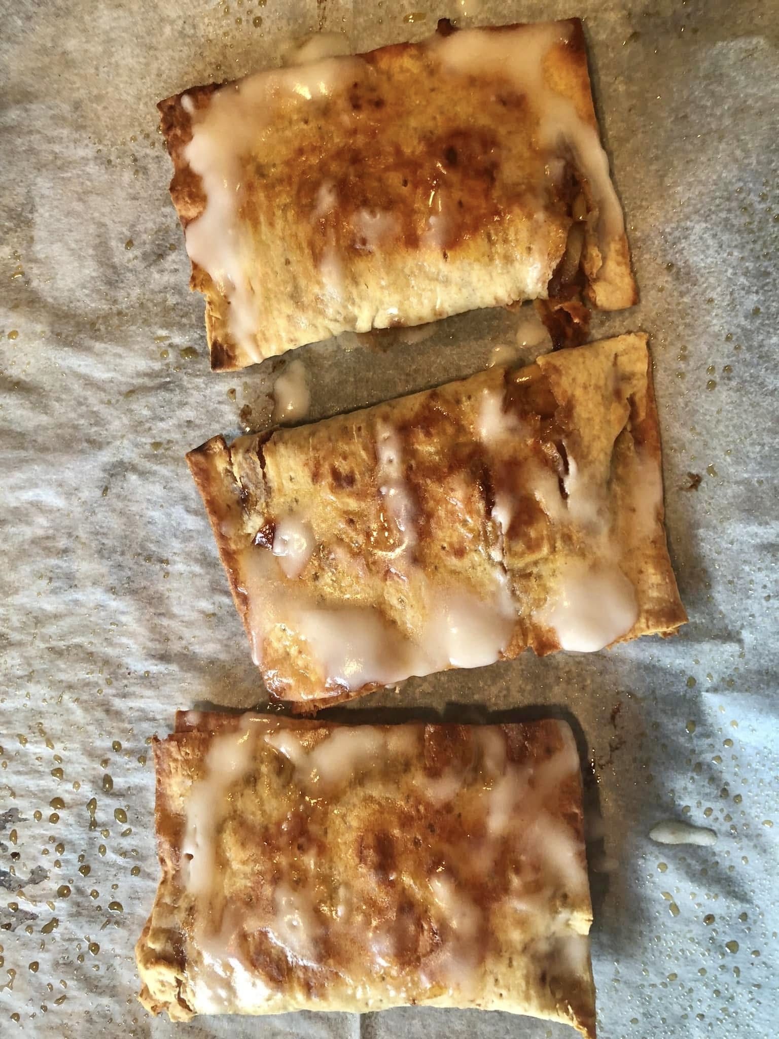 Baked apple pies