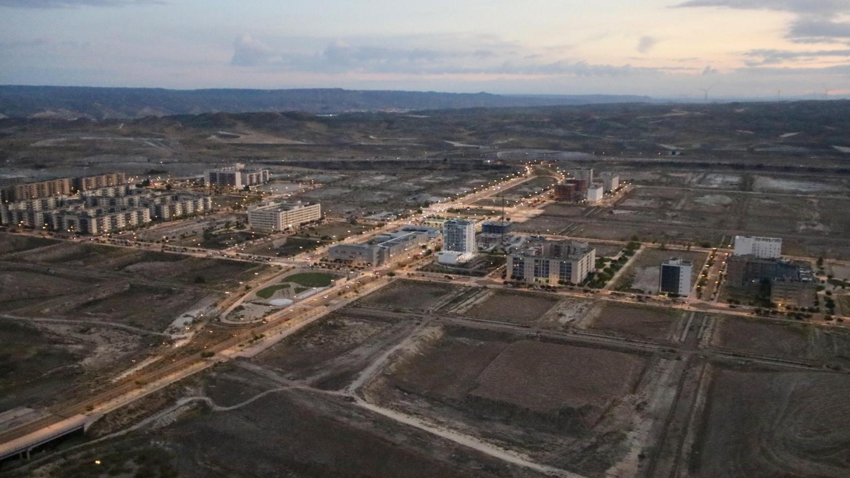Zaragoza asegura que "no va dejar de construir ni un solo equipamiento ...