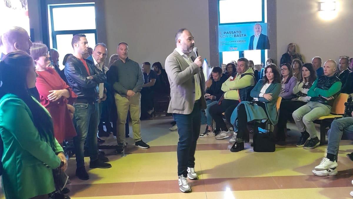 Tempio, debutto pubblico per Fabrizio Carta: «La città ha bisogno di ...