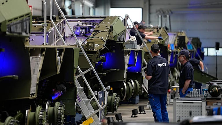 Kampf um den Leopard-Panzer: Deutscher Staat steigt groß bei KNDS ein
