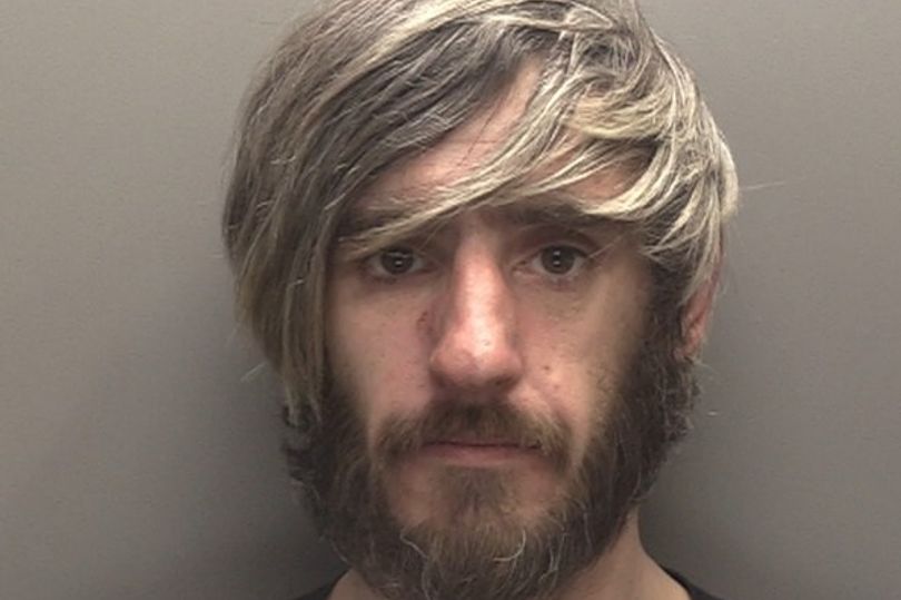 Serial shoplifter banned from Southport stores after £150 sweet theft spree