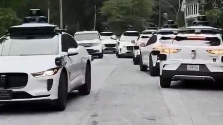 Empty Waymo cars mysteriously swarming Atlanta side streets, on video
