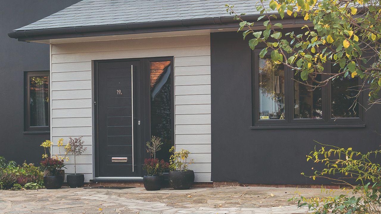 These are the 3 front door colours going out of style in 2026 – and the ...