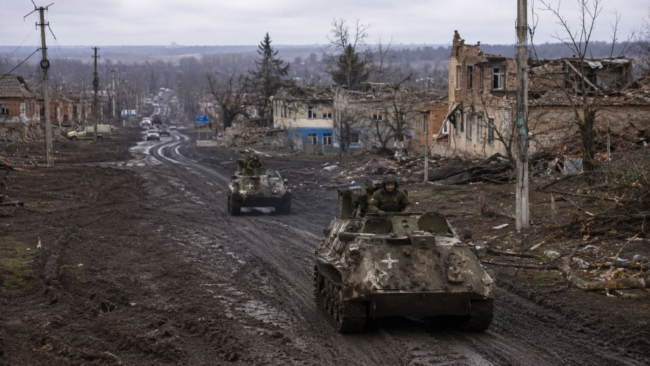 Russia’s massive Ukraine offensive faces new setbacks