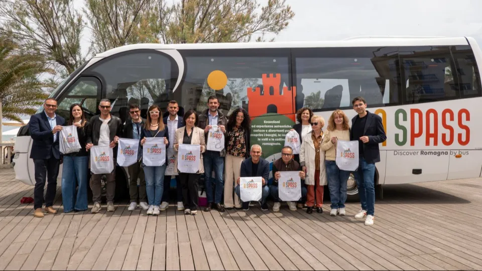 In giro per la Romagna con "A spass", il bus che coniuga turismo ed ...