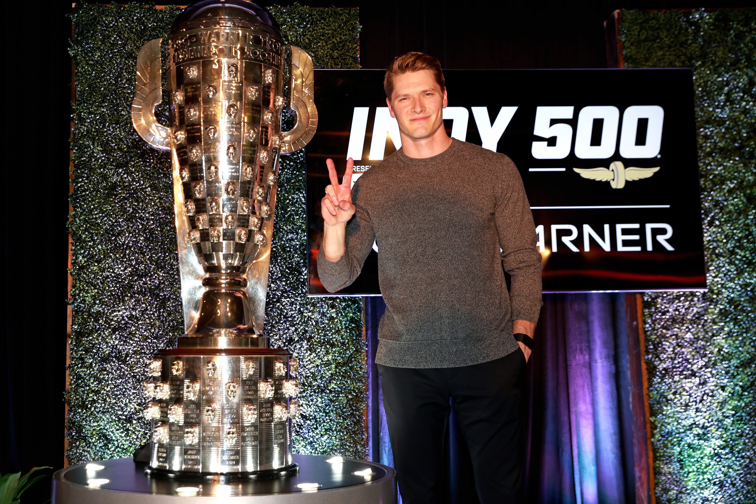 From 0.043 to 250,000: Indy 500 by the numbers