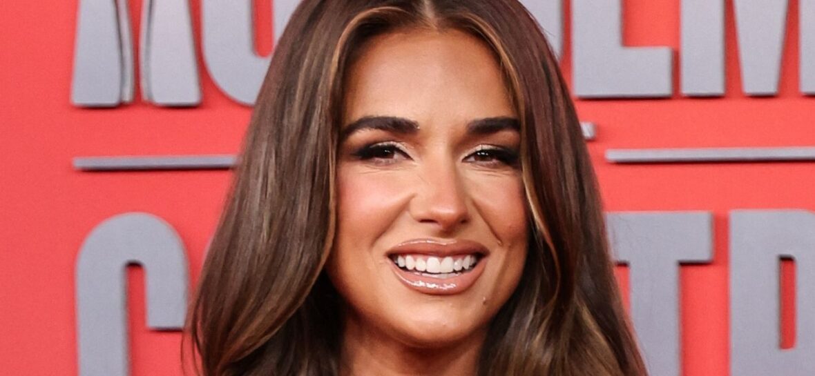 Jessie James Decker reveals major change to her D-sized chest
