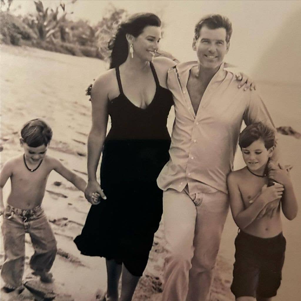 Keely Shaye Brosnan's beach photos that highlight her idyllic life with ...