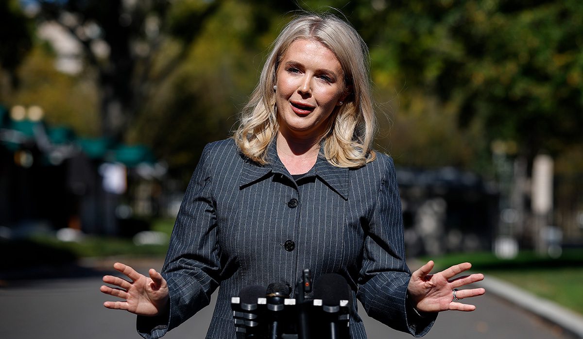 Iran issues disturbing message to Karoline Leavitt after birth of baby ...