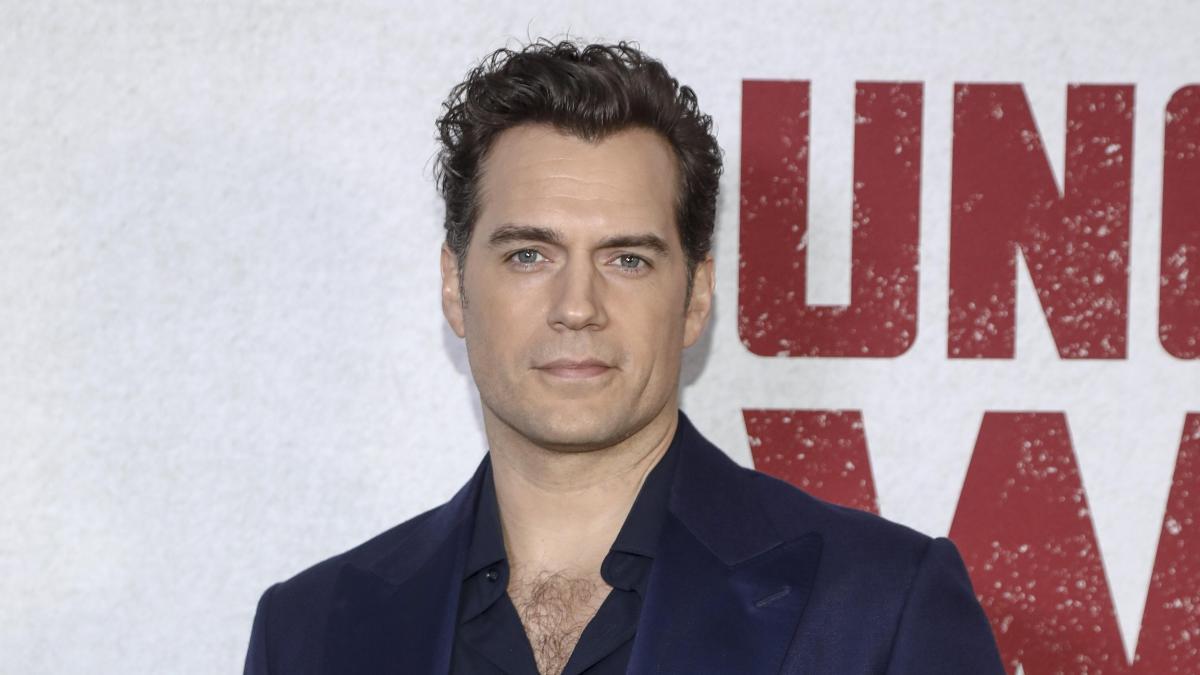 Henry Cavill, 43 años, actor: "Desayuno un batido de proteínas, una ...