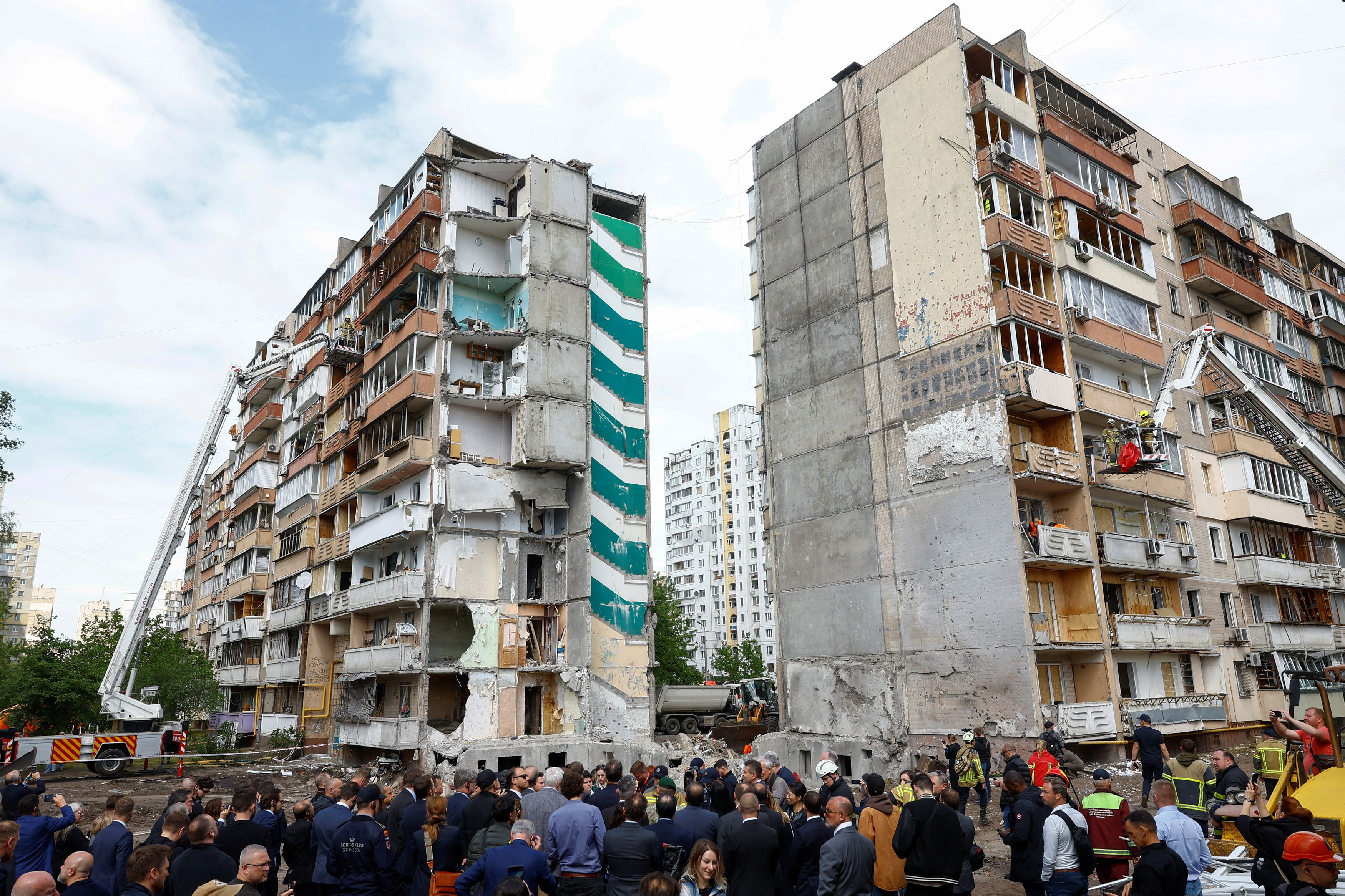 Tumultuous, bloody week unfolds in Ukraine and Russia after brief ceasefire