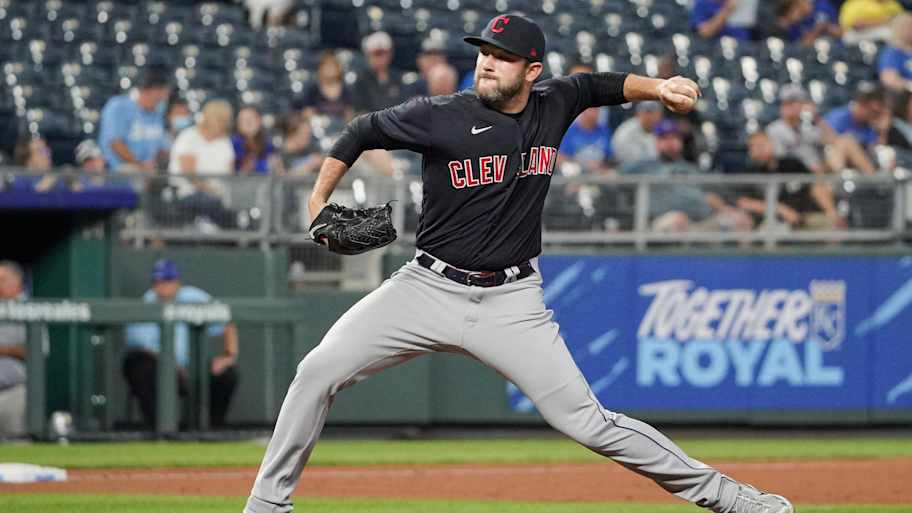 Former Guardians reliever signs minor league deal with Nationals after ...
