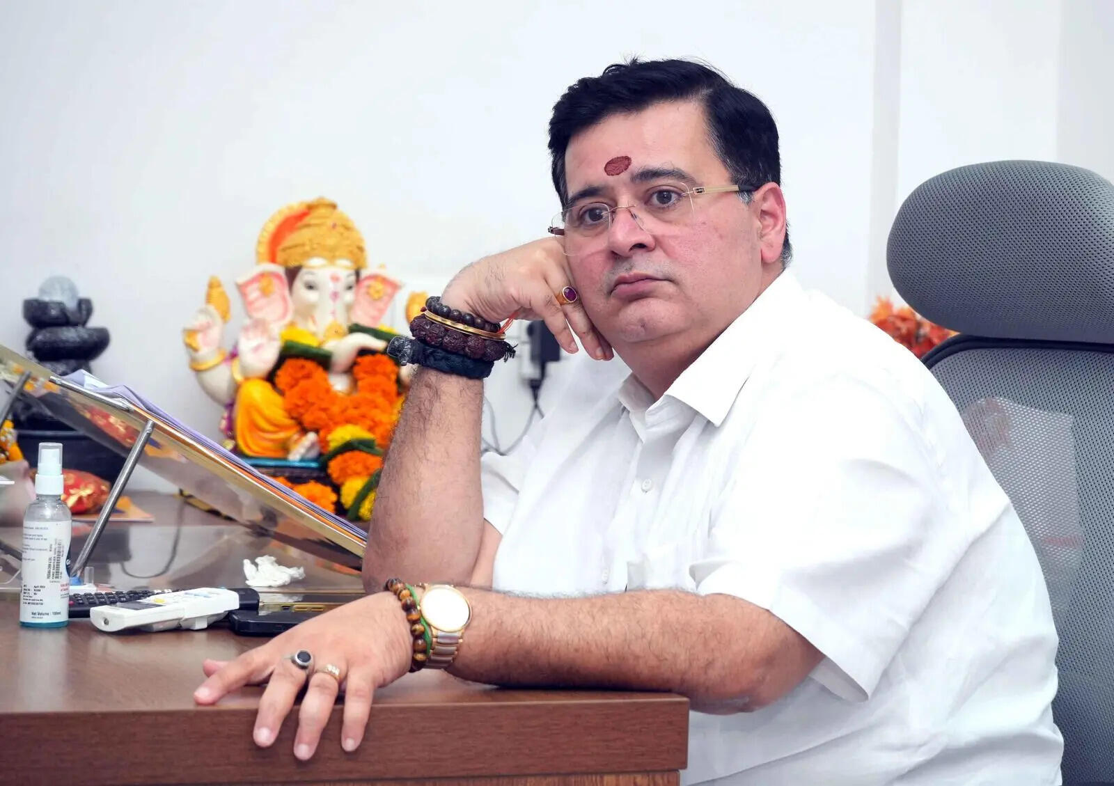 In Maharashtra, Shiv Sena says Paranjpe induction aimed to block ...