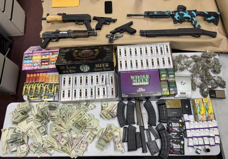 2 arrested after accused of selling drugs to teens in Mabank