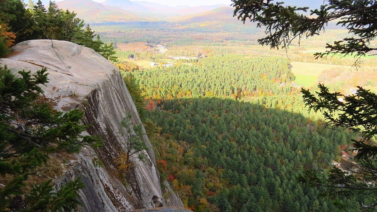 New Hampshire carved this lake out of granite 10,000 years ago and left ...