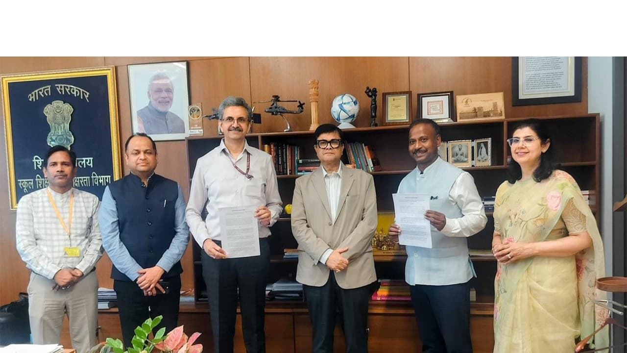 West Bengal signs MoU with Centre to implement PM SHRI Schools scheme