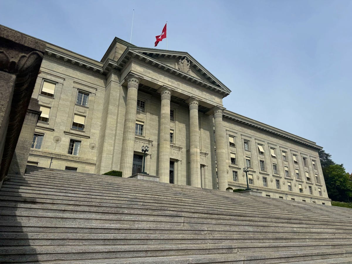 Relations amoureuses entre juges : le TF prend une décision