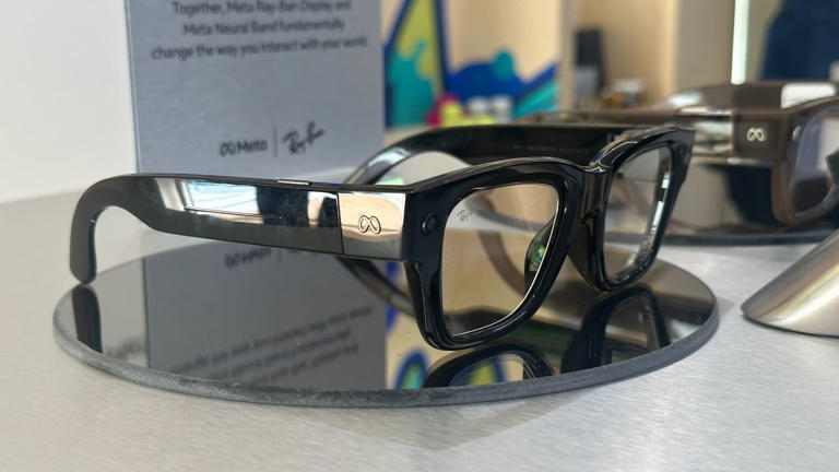 Meta gives developers a way to start creating for the Ray-Ban display