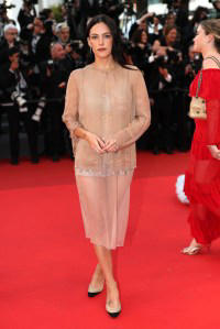 Riley Keough bent the Cannes Film Festival's 'no nudity' rule in a ...
