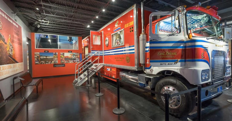 Evel Knievel’s 'Big Red' truck caravan traveling cross-country to Las ...