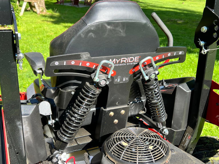How good is Toro’s MyRide seat suspension? It kept my sore back from ...