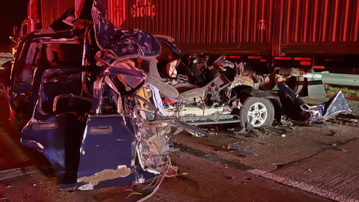 3 young passengers killed, fourth seriously hurt in 'catastrophic ...