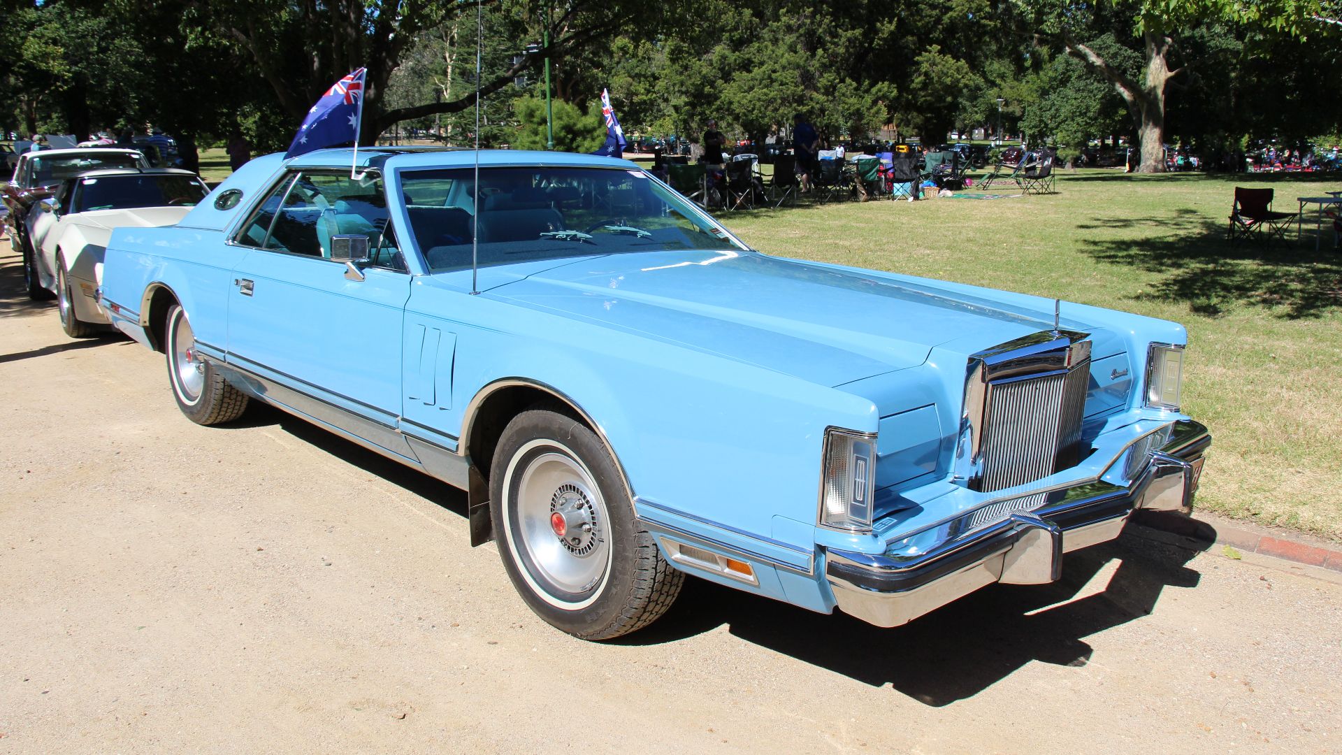 20 legendary music videos with cars that stole the show
