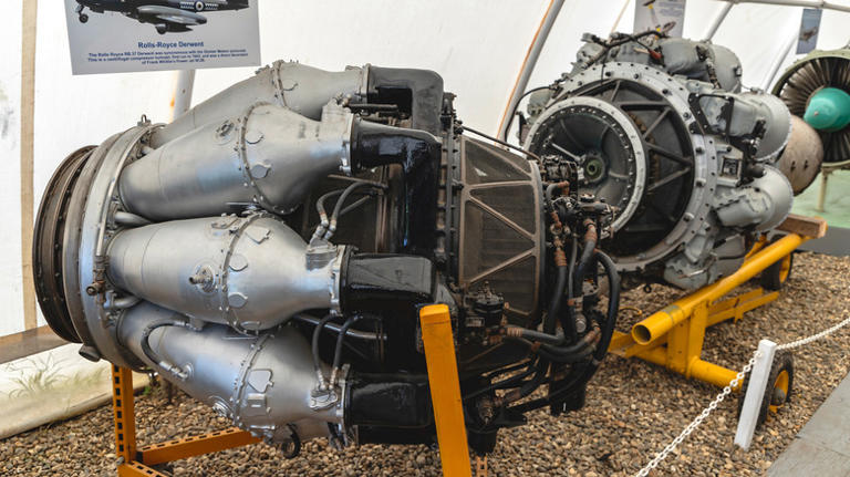 Turbojet vs. turbofan: What's the difference between these jet engines?