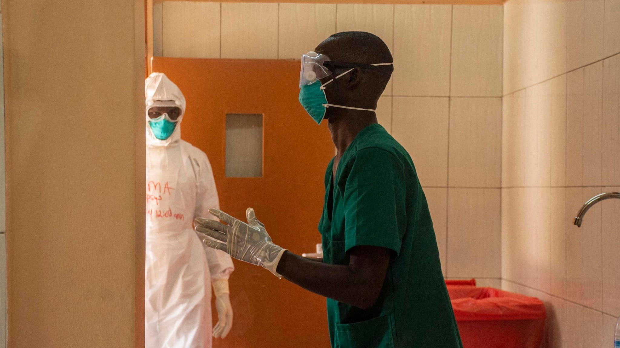 OMS: emergenza internazionale per raro ceppo di ebola. L'epidemia al ...