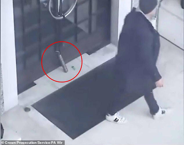 Asylum seeker who planted fake bomb at MI5 after his appeal to stay in ...