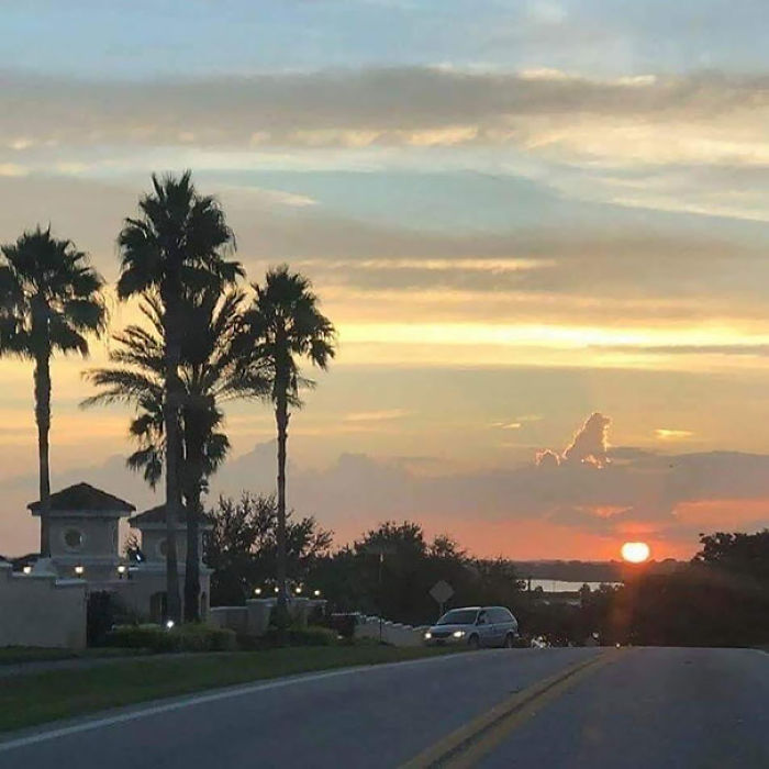 28 times people experienced pareidolia in the most unexpected places