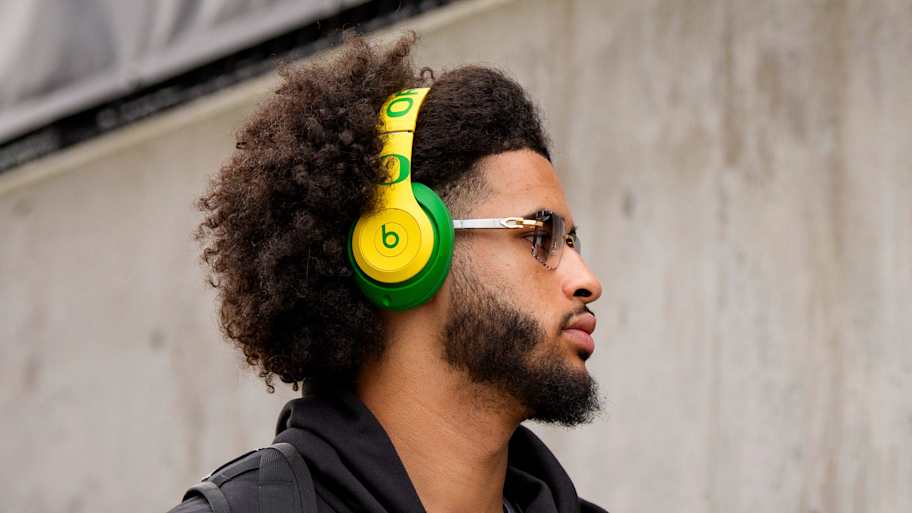 NFL mock draft projects Oregon’s Dante Moore to struggling AFC franchise