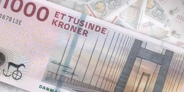 Pengesedler bliver ugyldige 31. maj: Køerne ved indleveringssteder er lange