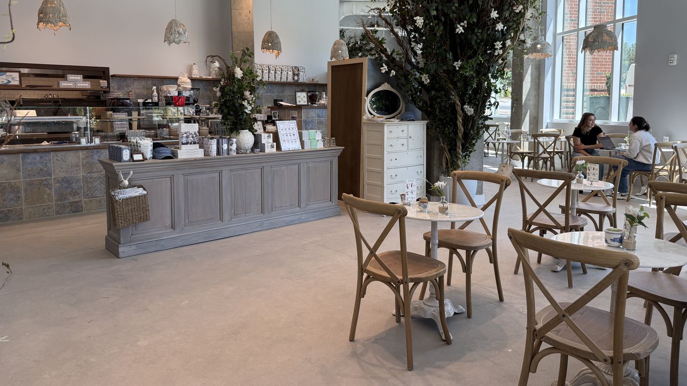 Scoop: Trendy NYC cafe Maman opens first Charlotte location in Plaza ...