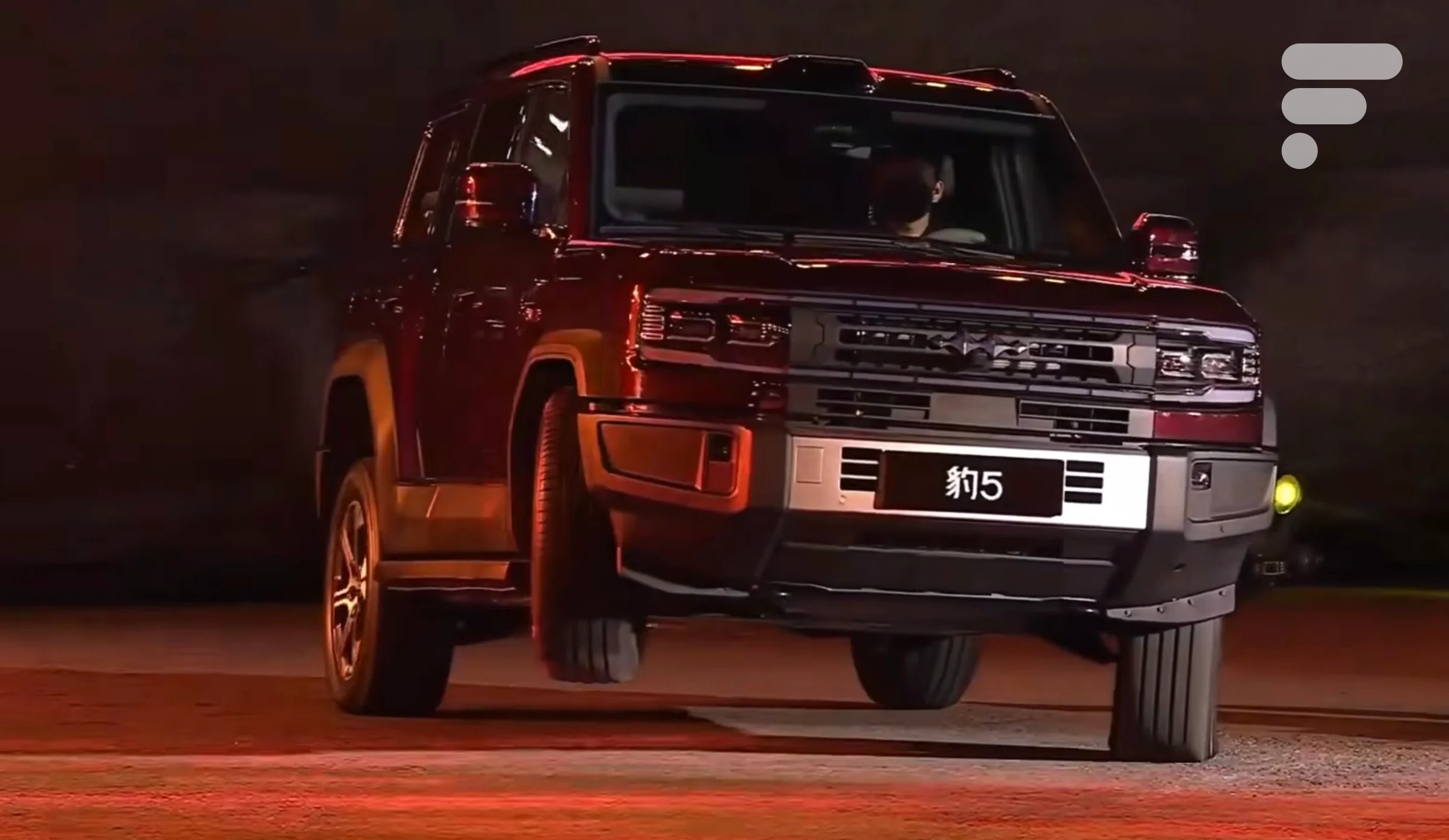 Pourquoi le nouveau SUV de BYD lève la patte pour rouler sur seulement ...