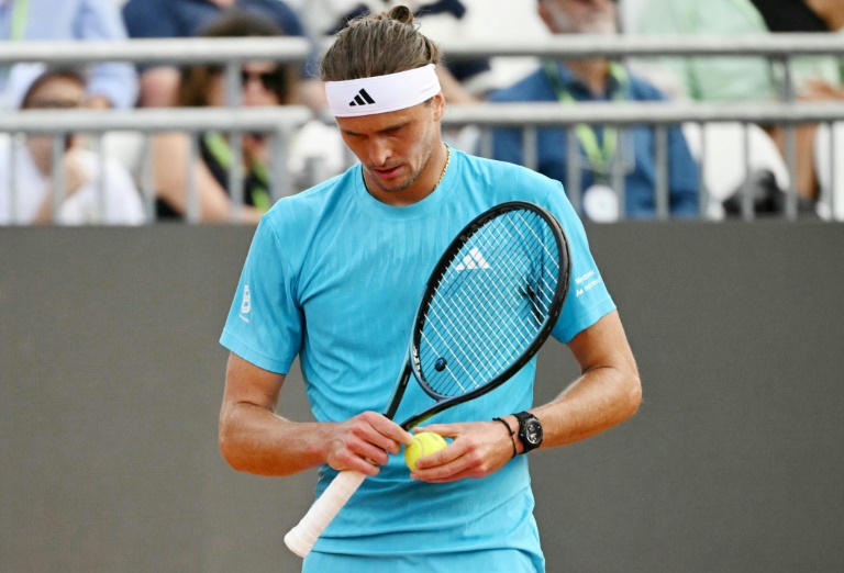 Zverev pulls out of home event in Hamburg with back injury