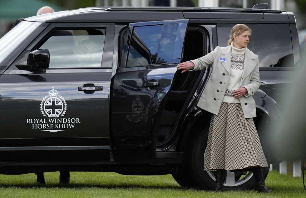 Lady Louise pictured as Edward’s daughter takes on 'proper paid job'