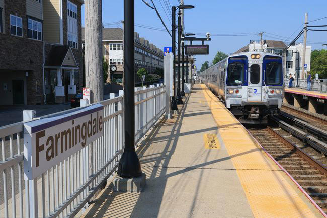 LIRR strike looms as talks continue today