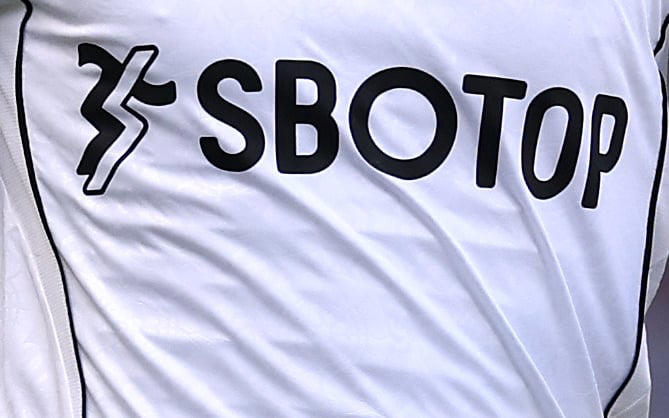 Fulham face call to drop gambling sponsor from next season