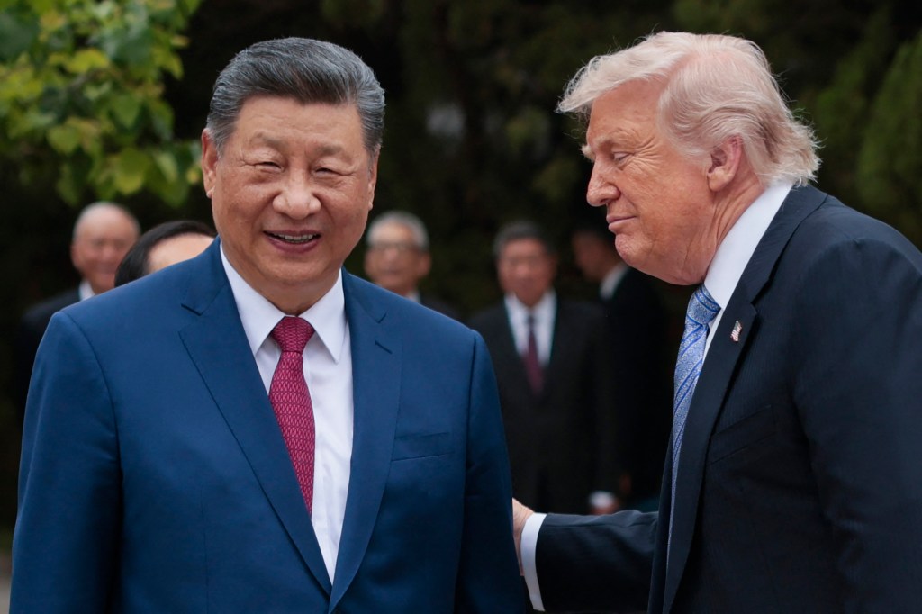 Fact check: Did Trump peek at Xi's notes in viral video?