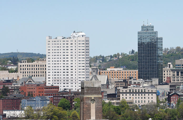 Worcester population keeps growing, even as Massachusetts sees exodus