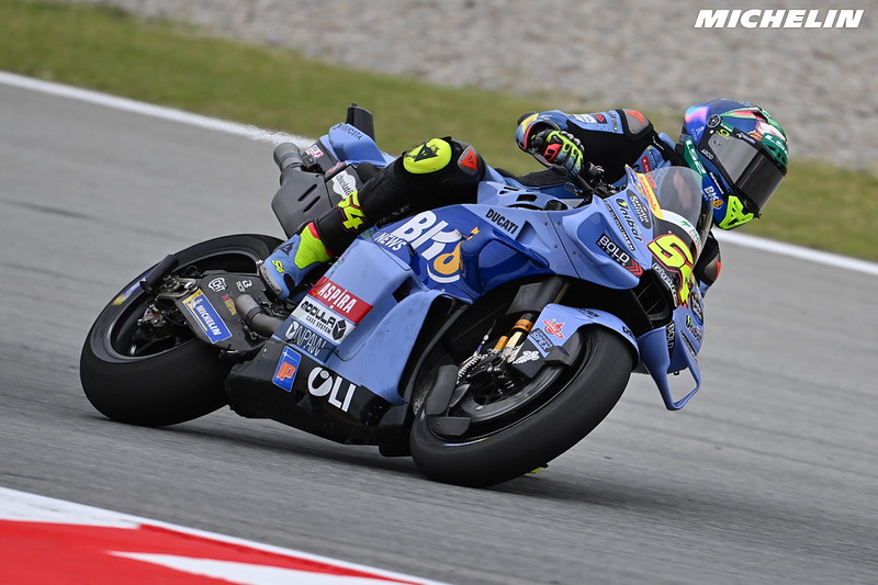 MotoGP Catalogne J1, Fermin Aldeguer (Ducati/16) choque tout le monde ...