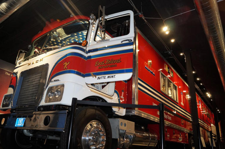 'Big Red' begins journey to Las Vegas on Saturday, headed to new Evel ...