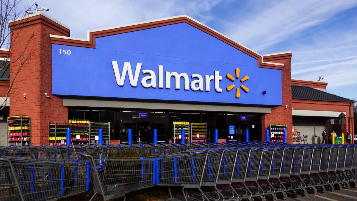 Walmart's 'Big and Comfy' $109 reclining rocking chair is a must-have ...