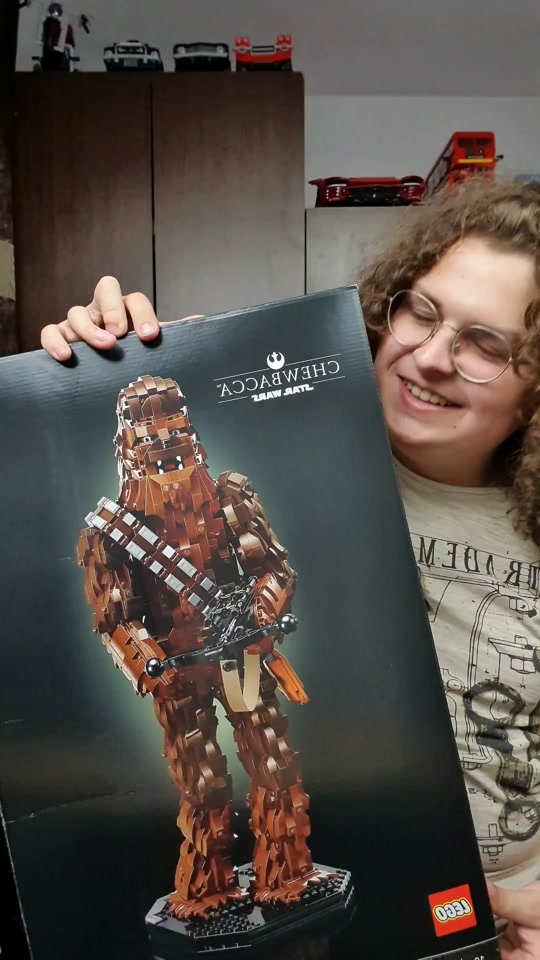 Unboxing the LEGO Star Wars Chewbacca set with me