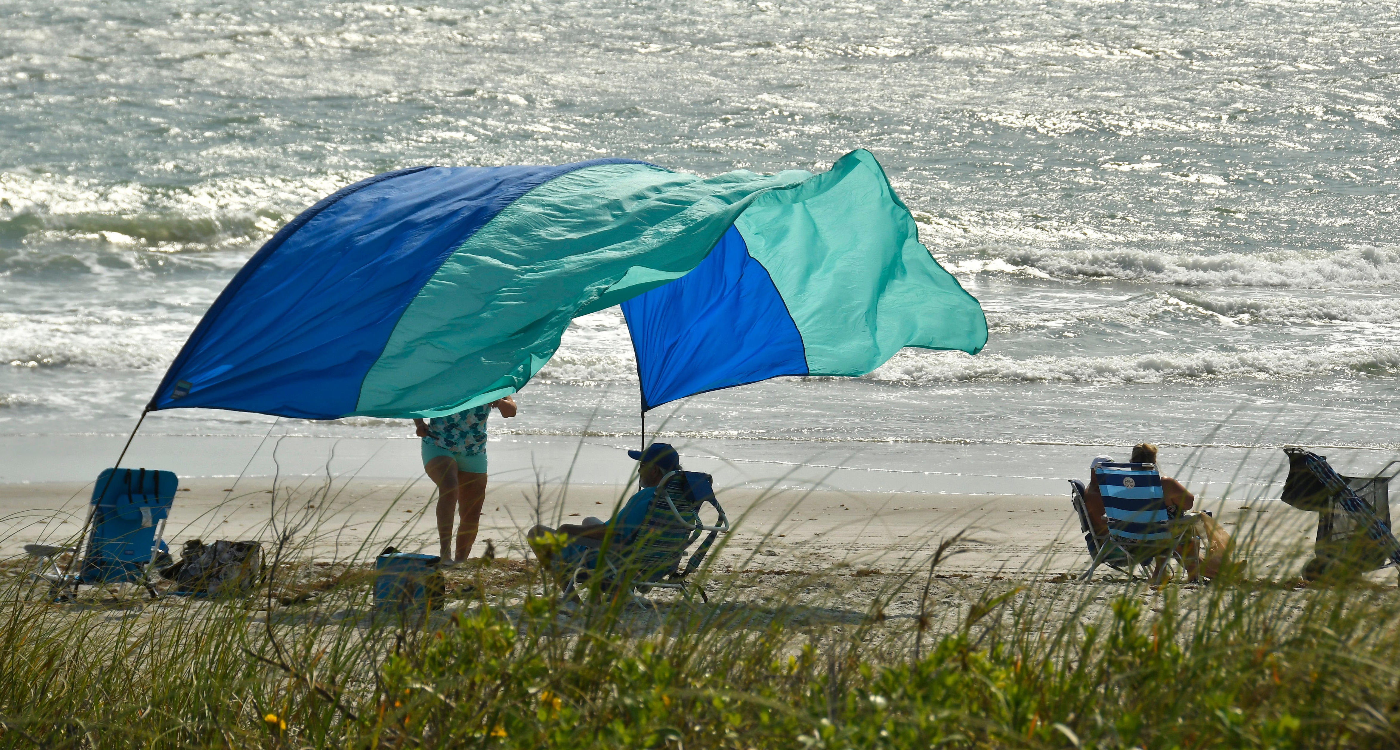 Memorial Day weekend coming soon. When does summer start in Florida?