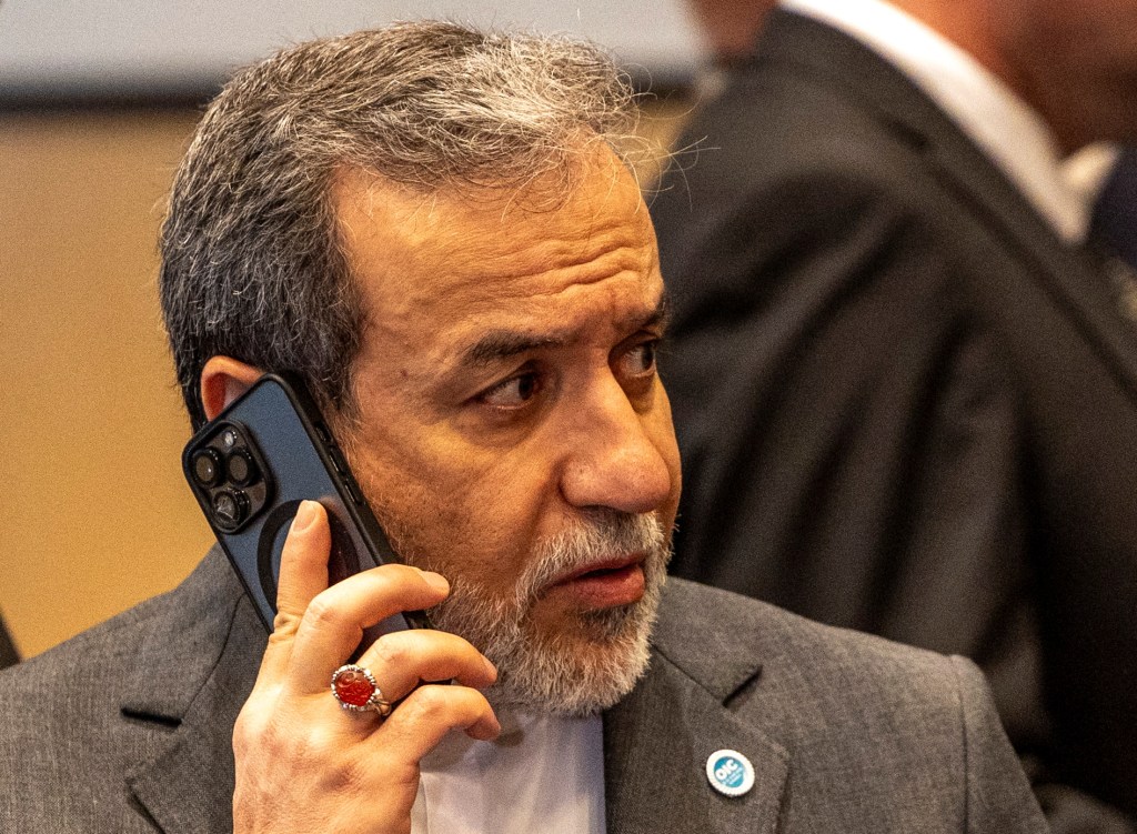 Iran forcing citizens to post pro-regime content, hand over personal ...