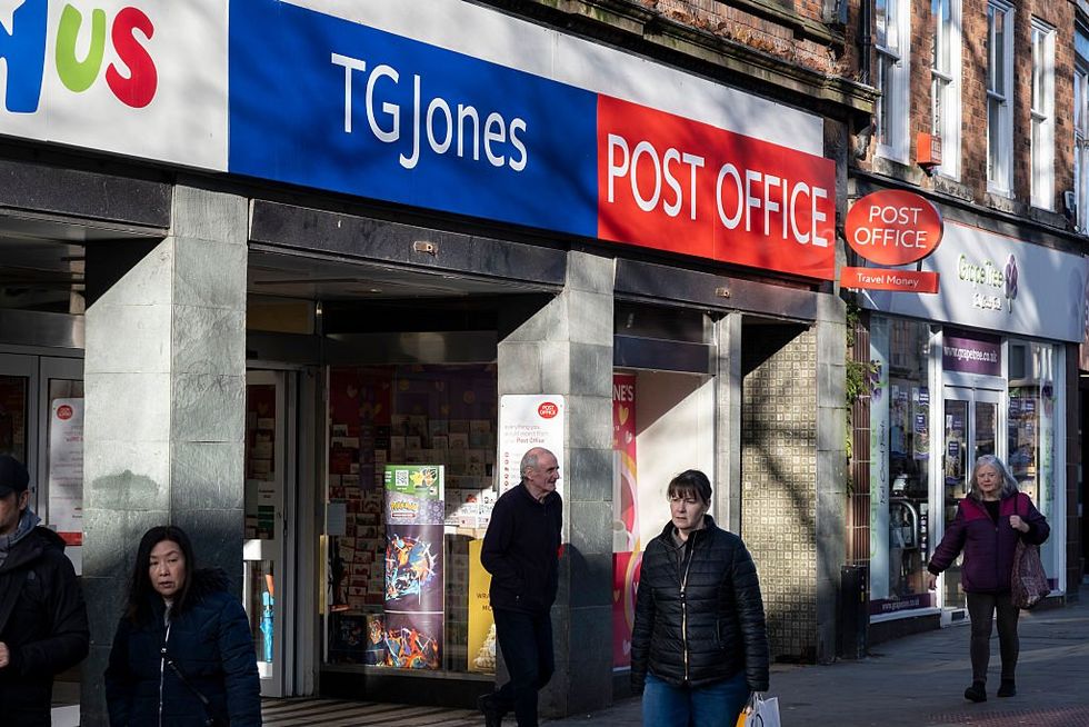 Store closures update: UK high street could lose 60 Post Office ...